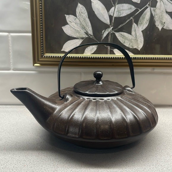 Kitchen | Boston Warehouses Tea Kettle | Poshmark
